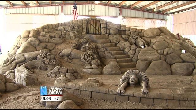 Sand Sculpture attracts thousands to Findlay - Hometownstations.com ...
